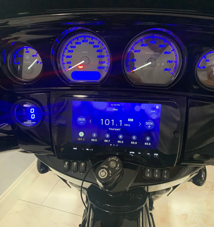 Motorcycle Radios: Stay Connected & Entertained on Every Ride – Garage ...